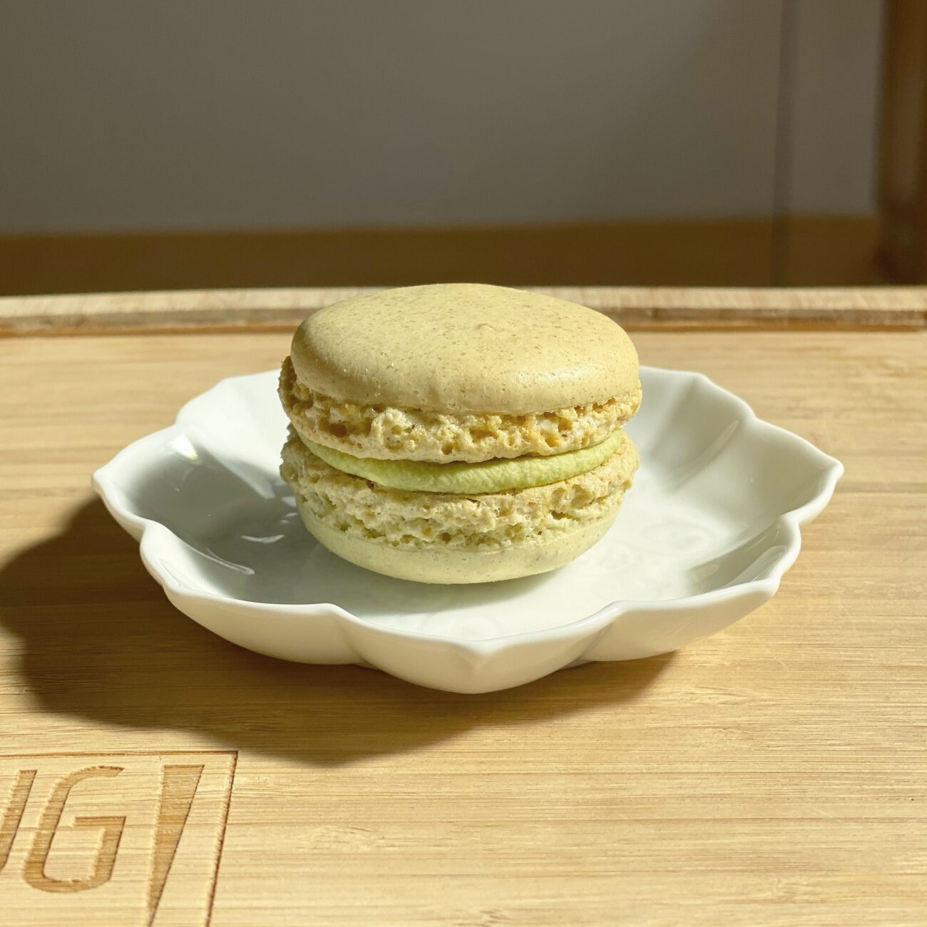 Matcha macarons kopen? - Met witte chocolade ganache - Hug the tea